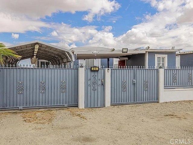 3801 th St E Spc D6, Palmdale, CA 93552