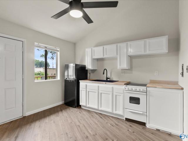 3801 Triana Blvd 13