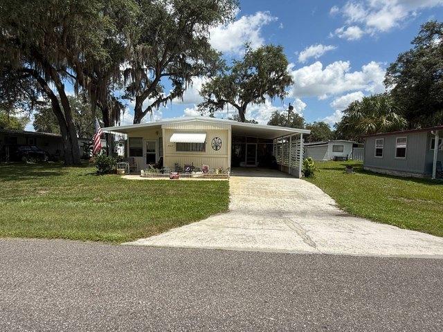 38021 C Ave, Zephyrhills, FL 33542