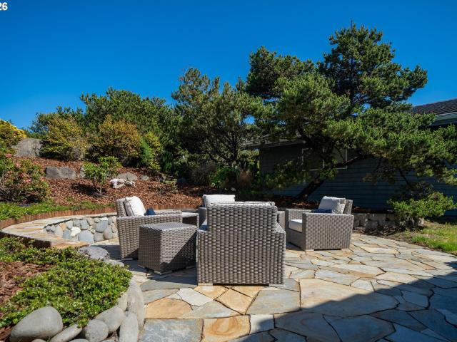 3802 nw oceania dr