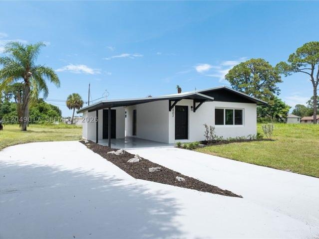 3802 Avenue N, Fort Pierce, FL 34947