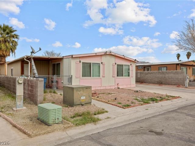 3802 E Pecan Ln, Las Vegas, NV 89115 | MLS #2754 | Compass