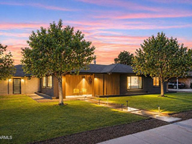 3802 E Piccadilly Rd, Phoenix, AZ 85018 | MLS #7020 | Compass