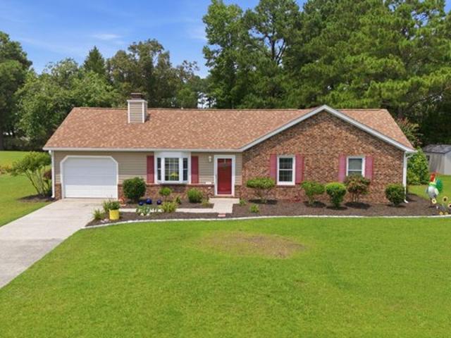 3802 Horseshoe Rd, New Bern, NC 28562