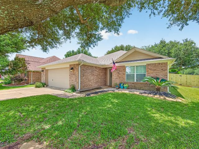 3802 Wedge Wood Circle