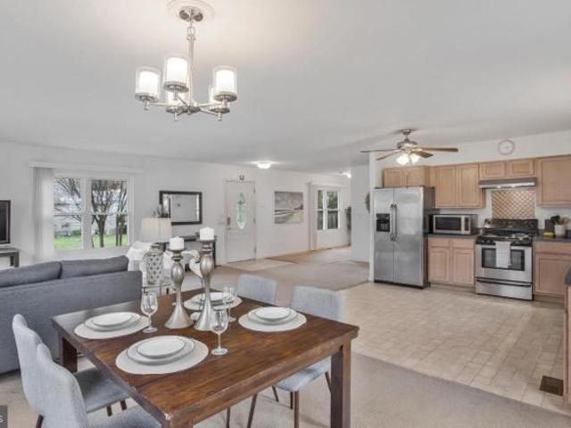 3802 5th St, North Beach, MD 20714