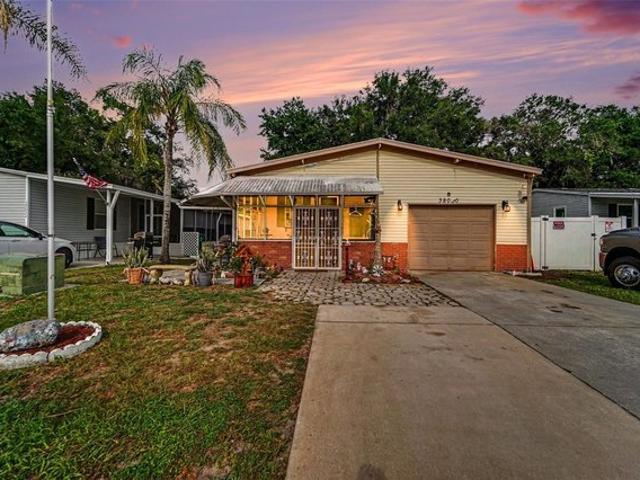 38030 Lawanda Loop, Zephyrhills, FL 33542