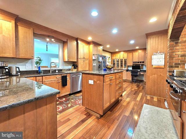 3803 Aquia Drive