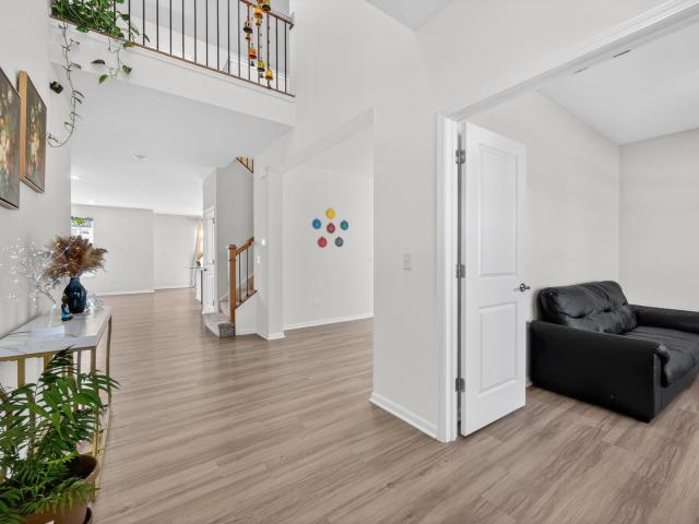 3803 Ivy Ln, Elgin, IL 60124 | MLS #12624
