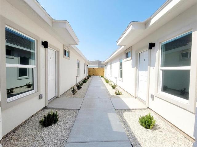 3803 Las Vistas Lane 4