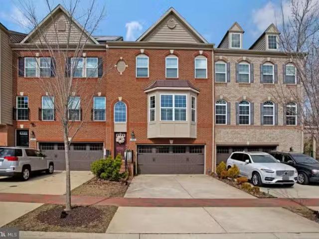 3803 Pentland Hills Dr, Upper Marlboro, MD 20774 MLS MDPG214.