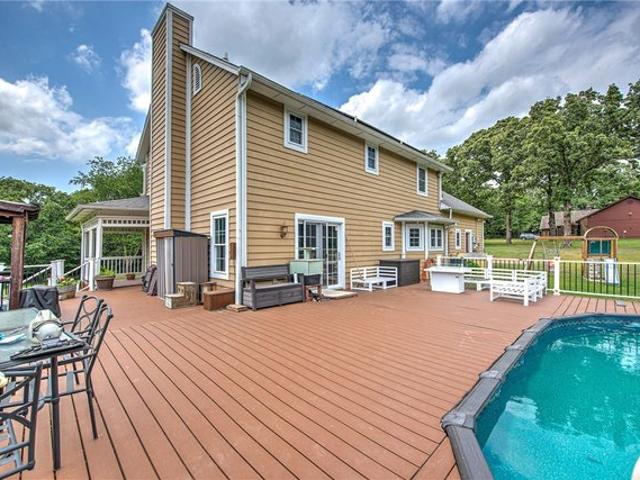 3803 S Sumac Rd, Siloam Springs, AR 72761