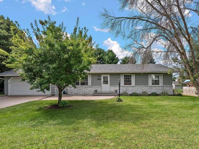 380 2nd St, Hammond, WI 54015