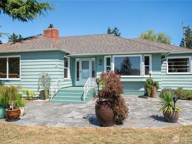 380 C St, Friday Harbor, WA 98250