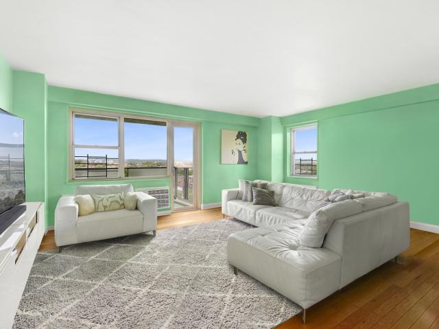 380 Cozine Avenue, Brooklyn, NY