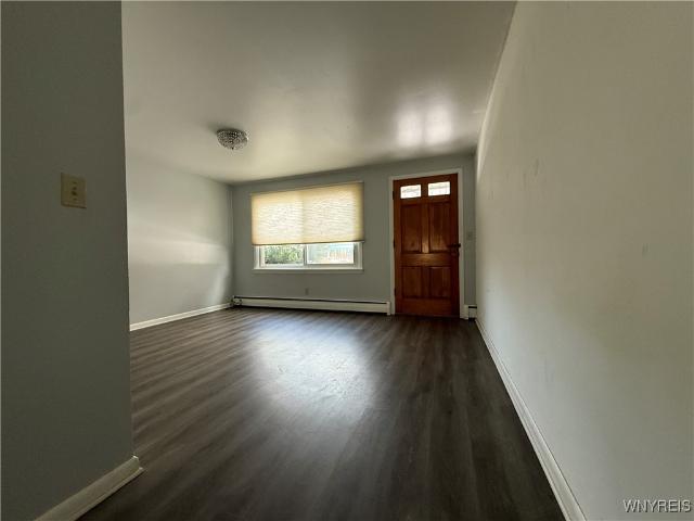 380 Callodine Avenue
