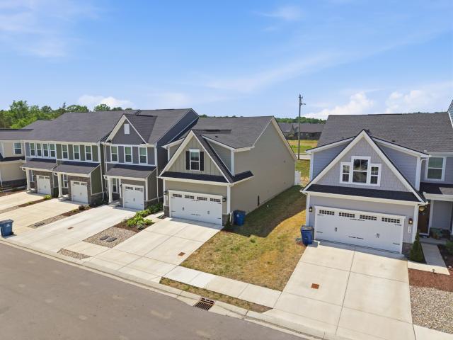 380 Camargue Ct, Smyrna, TN 37167 | MLS #3183 | Compass