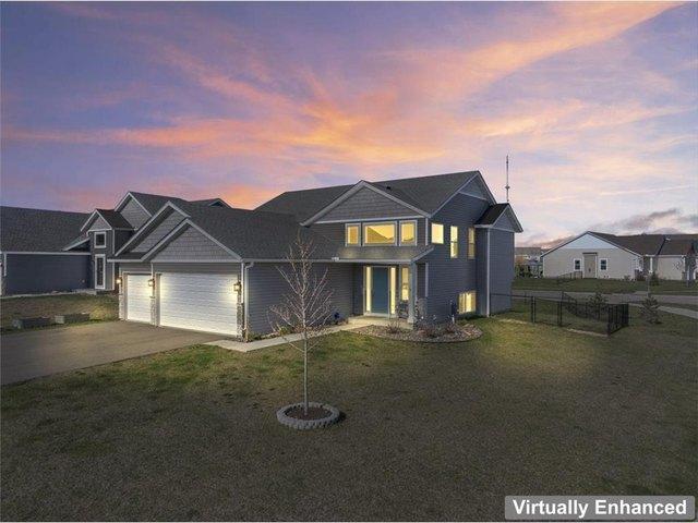 380 Cross Cir, Dundas, MN 55019