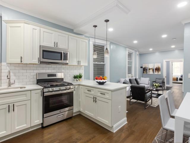 380 Baldwin Ave # 2R