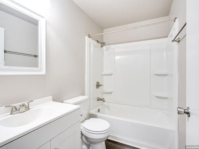 380 Bicentennial Ct. 2 Bedroom Apartment for Rent at 380 Bicentennial Ct, Kaukauna, WI 54130