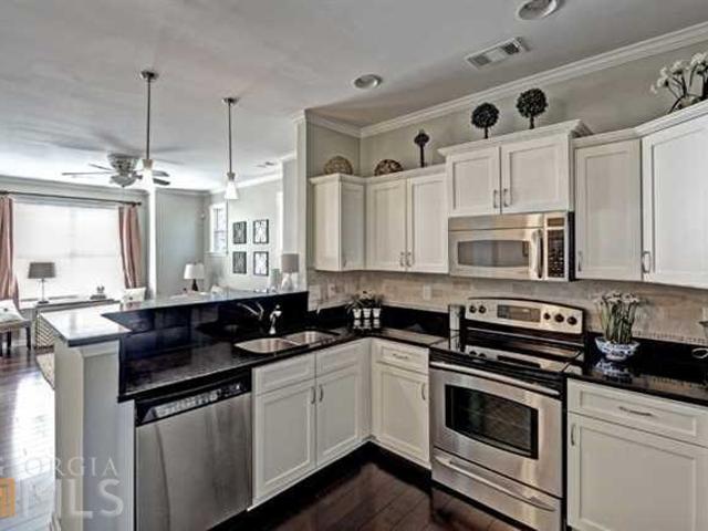 380 Grant Cir SE Unit 201, Atlanta, GA 30315
