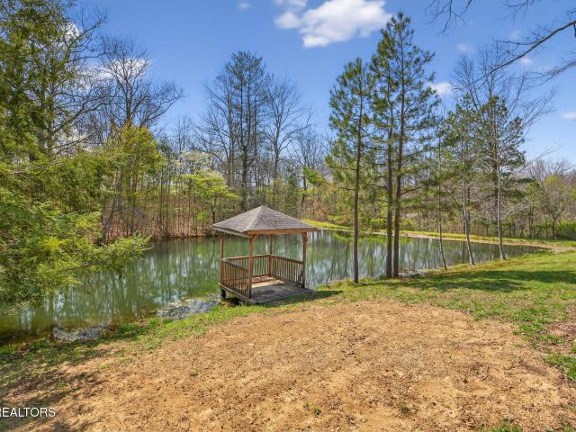 380 Earl Jones Rd