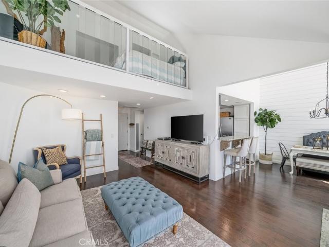 380 Foothill