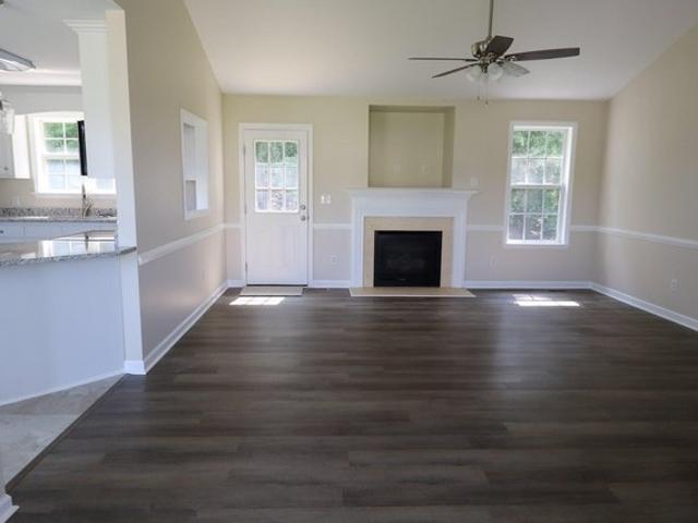 380 Knollwood Dr, Pine Level, NC 27576
