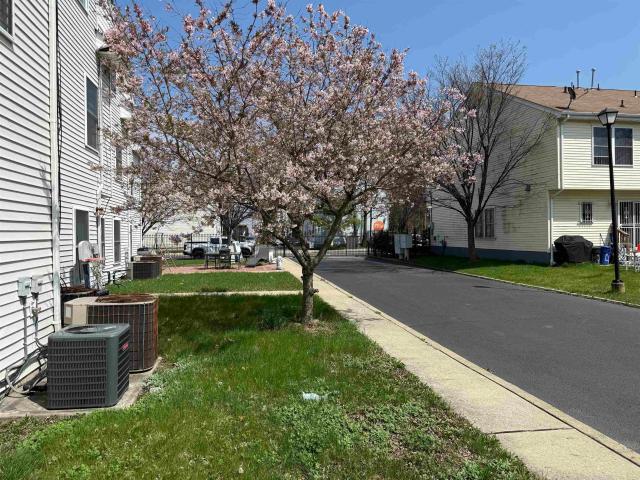 380 Ocean Ave # 1