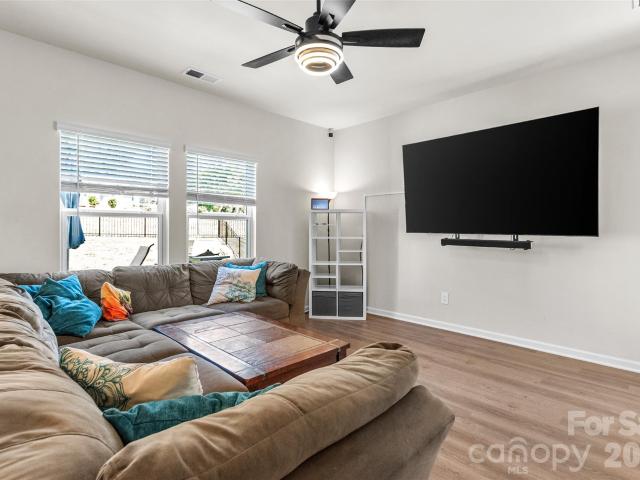 380 Olympia Way