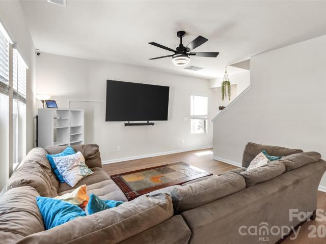 380 Olympia Way
