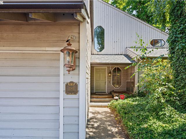 380 lodenquai ln