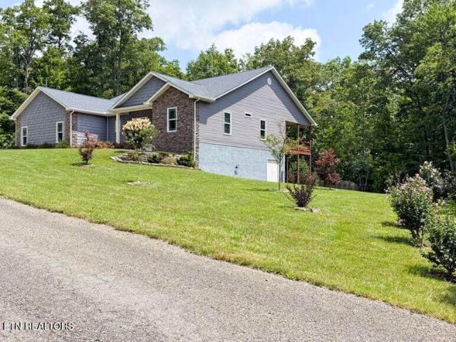 380 Mountain Preserve Pkwy