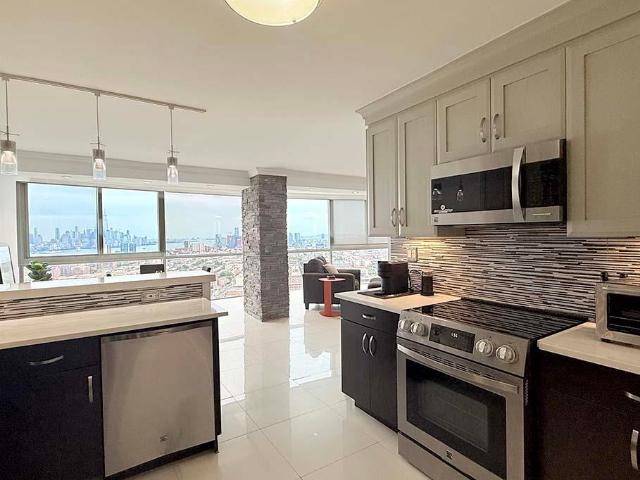 380 Mountain Rd # 2113