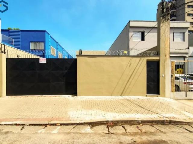 380 m² de au galpão reformado no jabaquara
