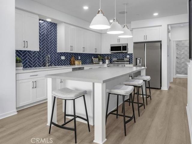 380 Madera Ct, Cypress, CA 90630