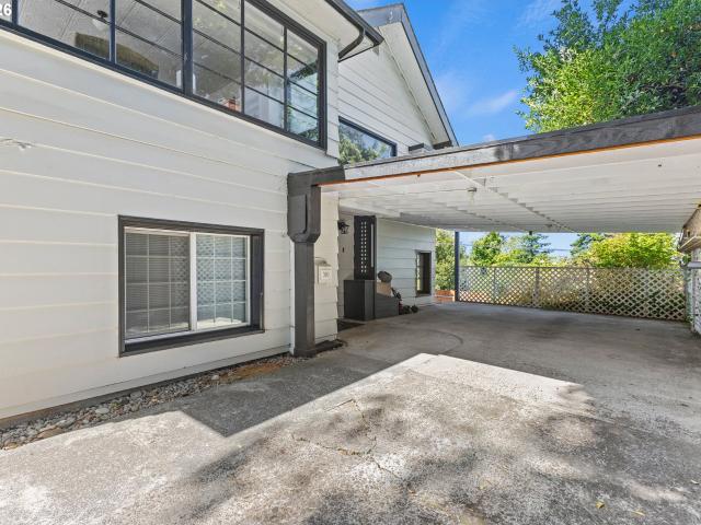 380 N 2ND CT