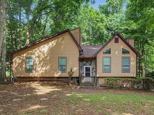 380 N Victoria Rd, Woodstock, GA 30189