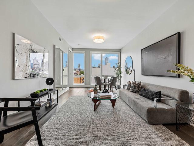 380 Newark Ave # 501