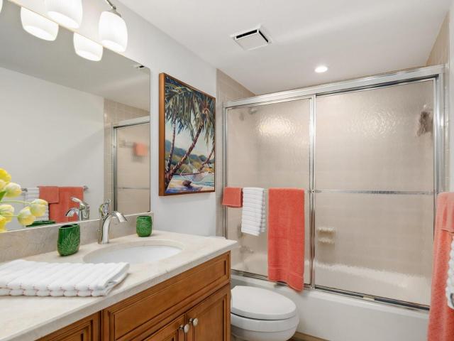 380 Seaview Ct, Unit 301, Marco Island, FL 34145 | MLS #2260