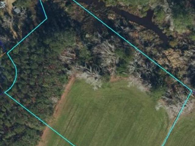 380 Stillwater Ln, Oriental, NC 28571