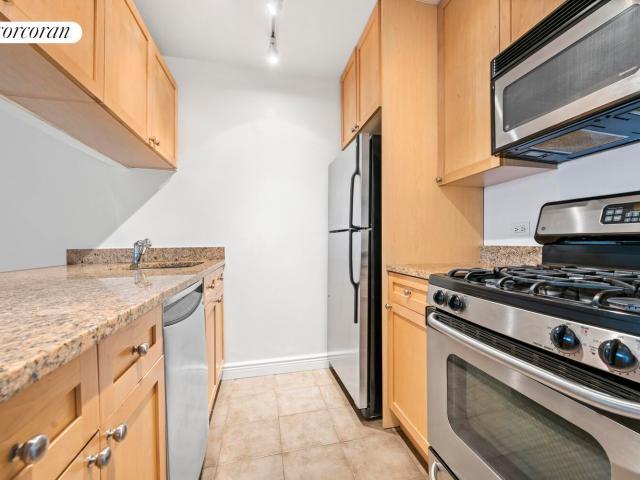 380 Rector Place, New York, NY