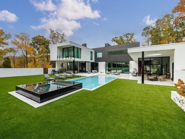 380 W Wesley Rd NW, Atlanta, GA 30305