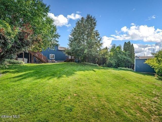 380 W Bridle Ln, Post Falls, ID 83854