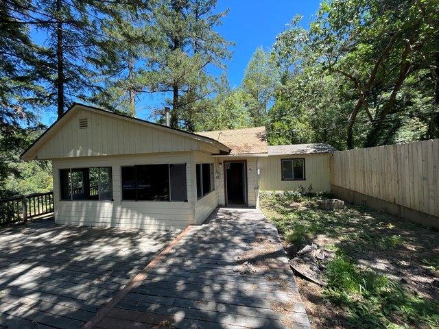 380 Willow Ave, Redway, CA 95560