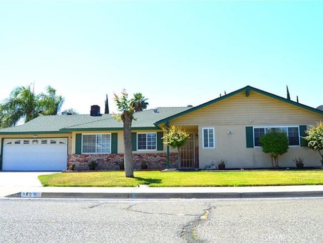 380 Tammy Dr, Atwater, CA 95301