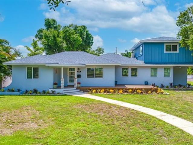 380 Villagrande Ave S, Saint Petersburg, FL 33707
