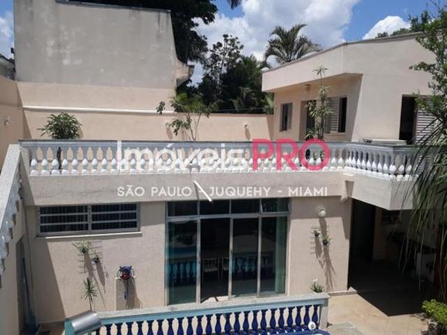 380m² com Edicula e 6 vagas