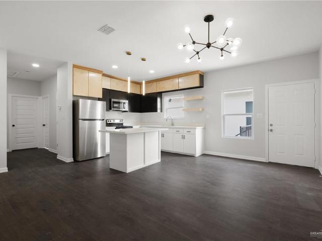 3814 N Mezcal Drive Downstairs