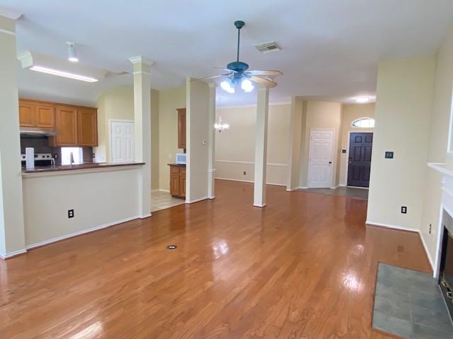 3814 Paigewood